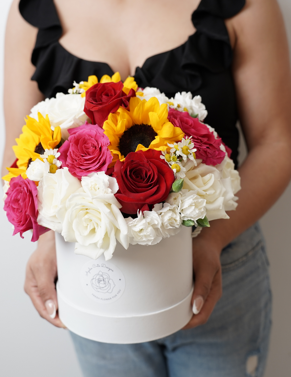 Cutie Sunflower Amor – Azalia Cute Designs